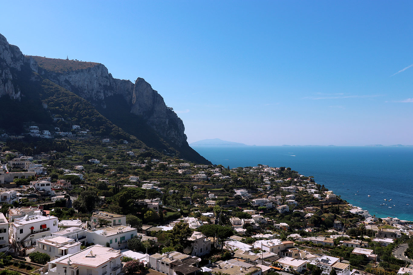 What to do in Capri and Where to eat in Capri